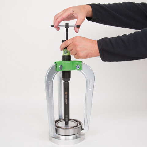 Kukko 845-1-B Universal 3-Jaw 11 ton Hydraulic Puller with Short ...